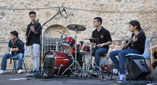 Valore socializzante della musica fra Istituti musicali di Alghero e ...