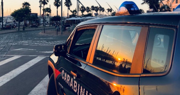 Violenza shock ad Alghero, rischia l'accusa di tortura: isola in casa ...