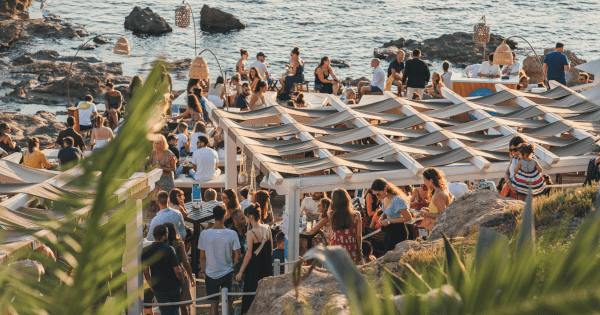 Alghero, Grand Reopening del Riservato Beach Bar - Alghero Eco