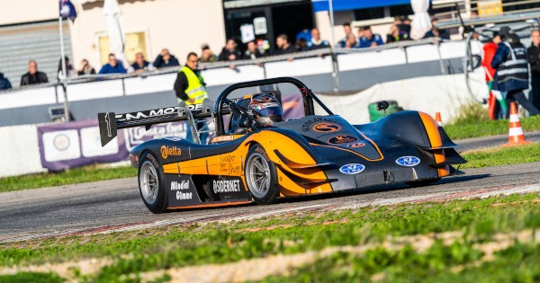 Lo show dei motori al circuito Riviera del Corallo, venerdì la ...